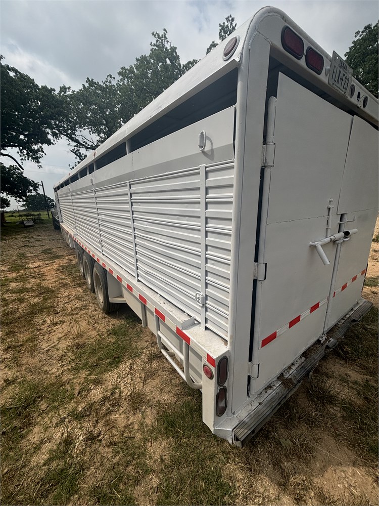 WildLife Buyer, LLC. - 32’ neckover deer trailer