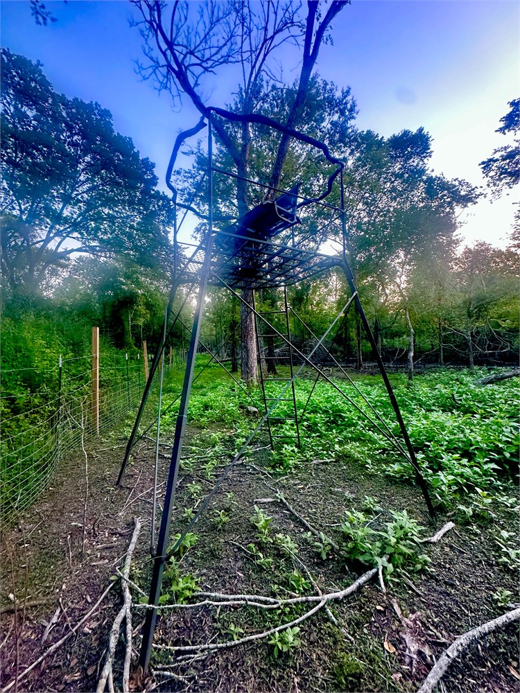 WildLife Buyer, LLC. - 2 Deer Blinds with Quad Pods, Sturdy, Elevated ...