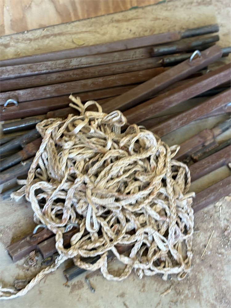 WildLife Buyer, LLC. - Drop gate catch pen
