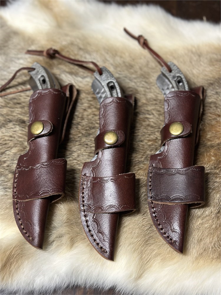 WildLife Buyer, LLC. - Custom farrier file knife with horseshoe handle