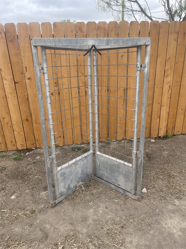 WildLife Buyer, LLC. - 2 Hog trap push gates