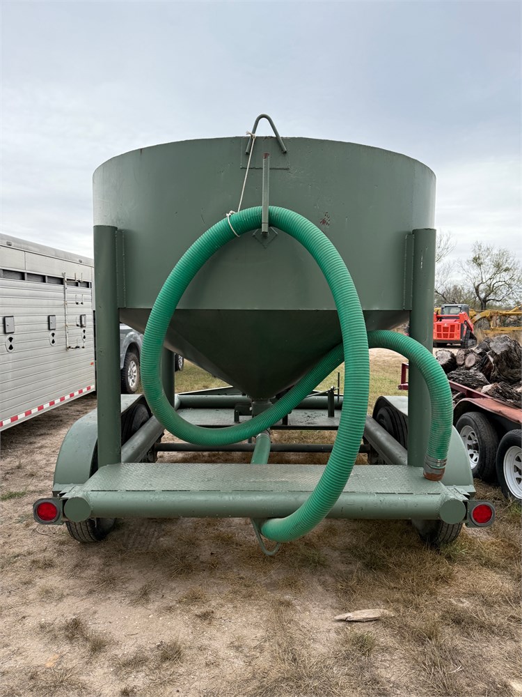 WildLife Buyer, LLC. - 4.5 Ton feed wagon