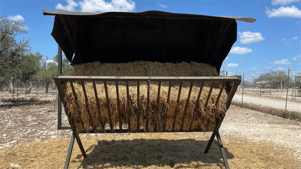 WildLife Buyer, LLC. - 4x4x8 Bulk hay Feeder