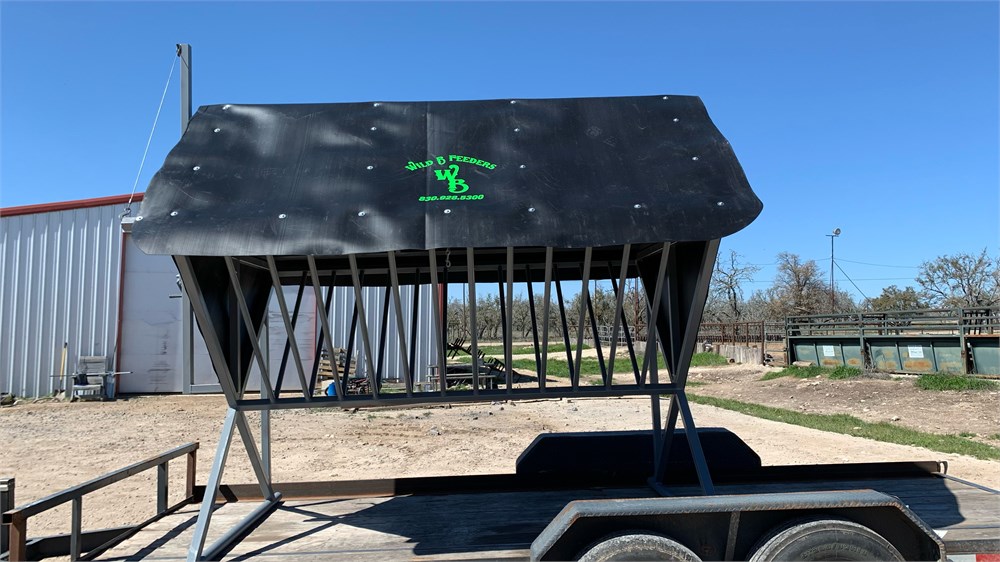 WildLife Buyer, LLC. - 4x4x8 bulk hay feeder