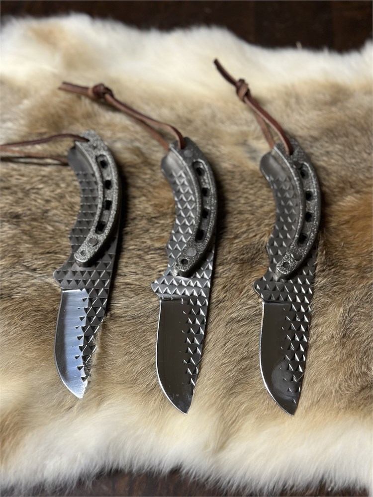WildLife Buyer, LLC. - Custom farrier file knife with horseshoe handle