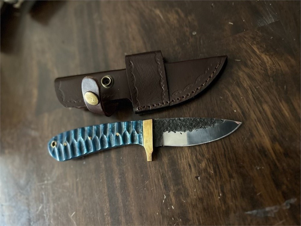 WildLife Buyer, LLC. - Custom knife check this out!