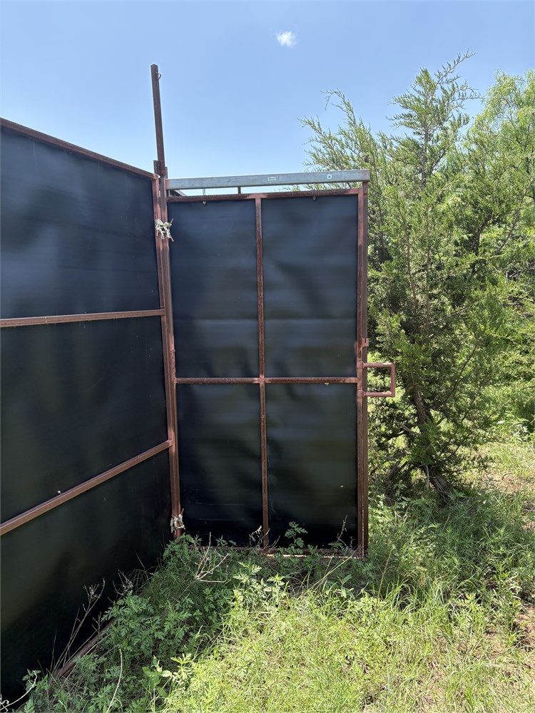 WildLife Buyer, LLC. - Exotic Game Control drop gate with camera and ...