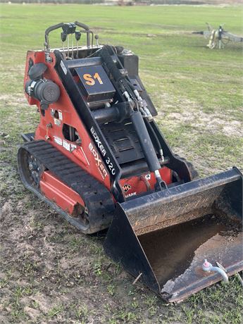 WildLife Buyer, LLC. - 320 Boxer Track loader